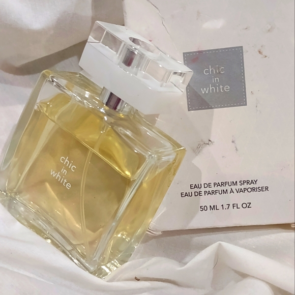 Avon | Bath & Body | Vintage Avon Chic In White Perfume Ead De Parfum ...
